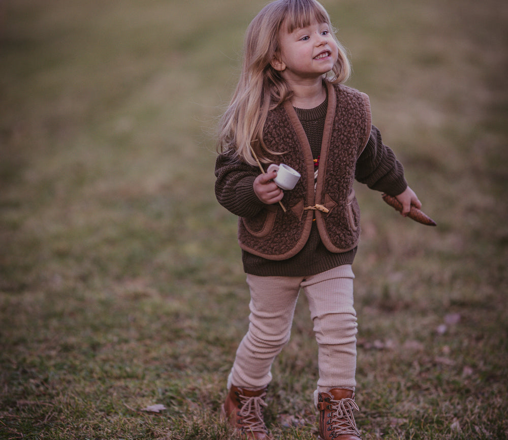 Alwero - Bodywarmer Alpen Junior, organic wool, BARK – ALWERO | THE ...